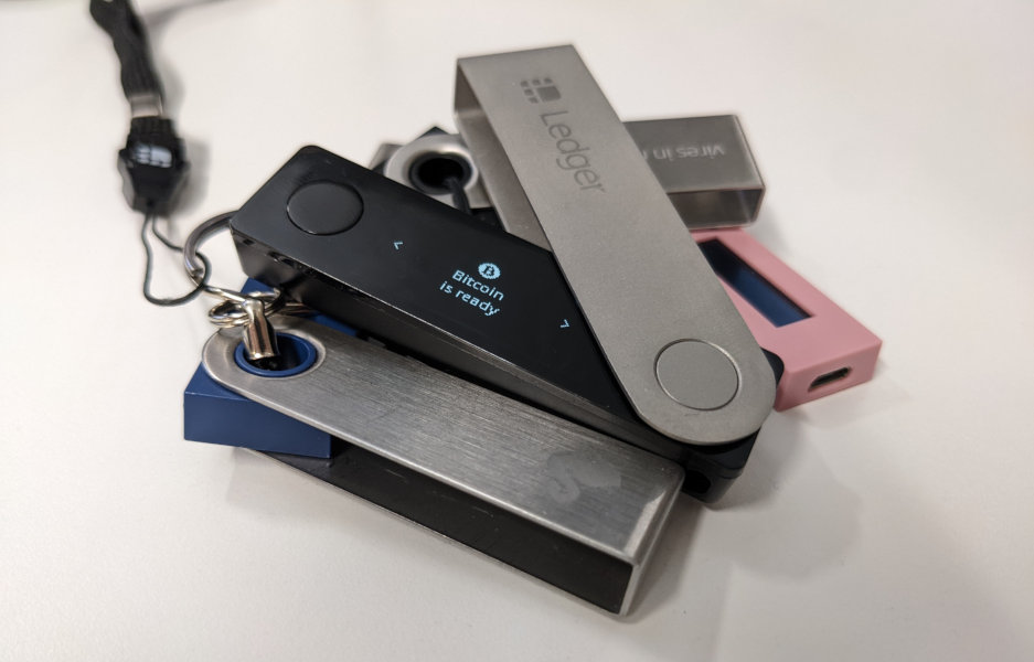 Bitcoin 2.0.0 App For Ledger | Ledger