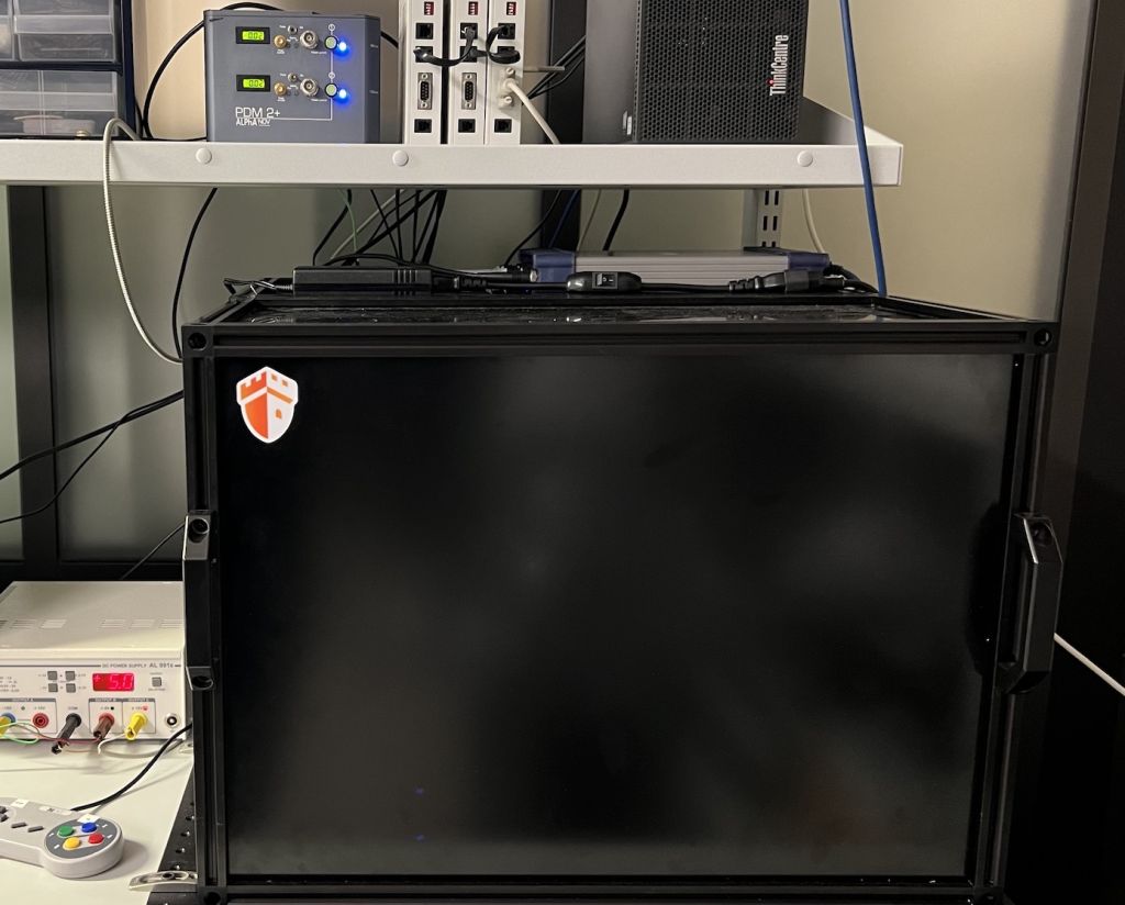 Mounting a low-cost laser bench | Ledger